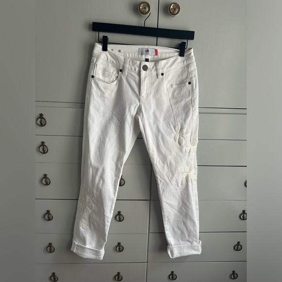 CAbi | Jeans | Cabi White Floral Detailed Slim Boyfriend Jeans | Poshmark
